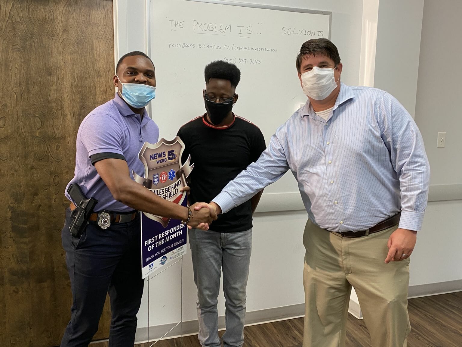 Smiles Behind the Shield Award to Officer Robert Harris - CALDWELL ... Smiles Behind the Shield Award to Officer Robert Harris - CALDWELL ...